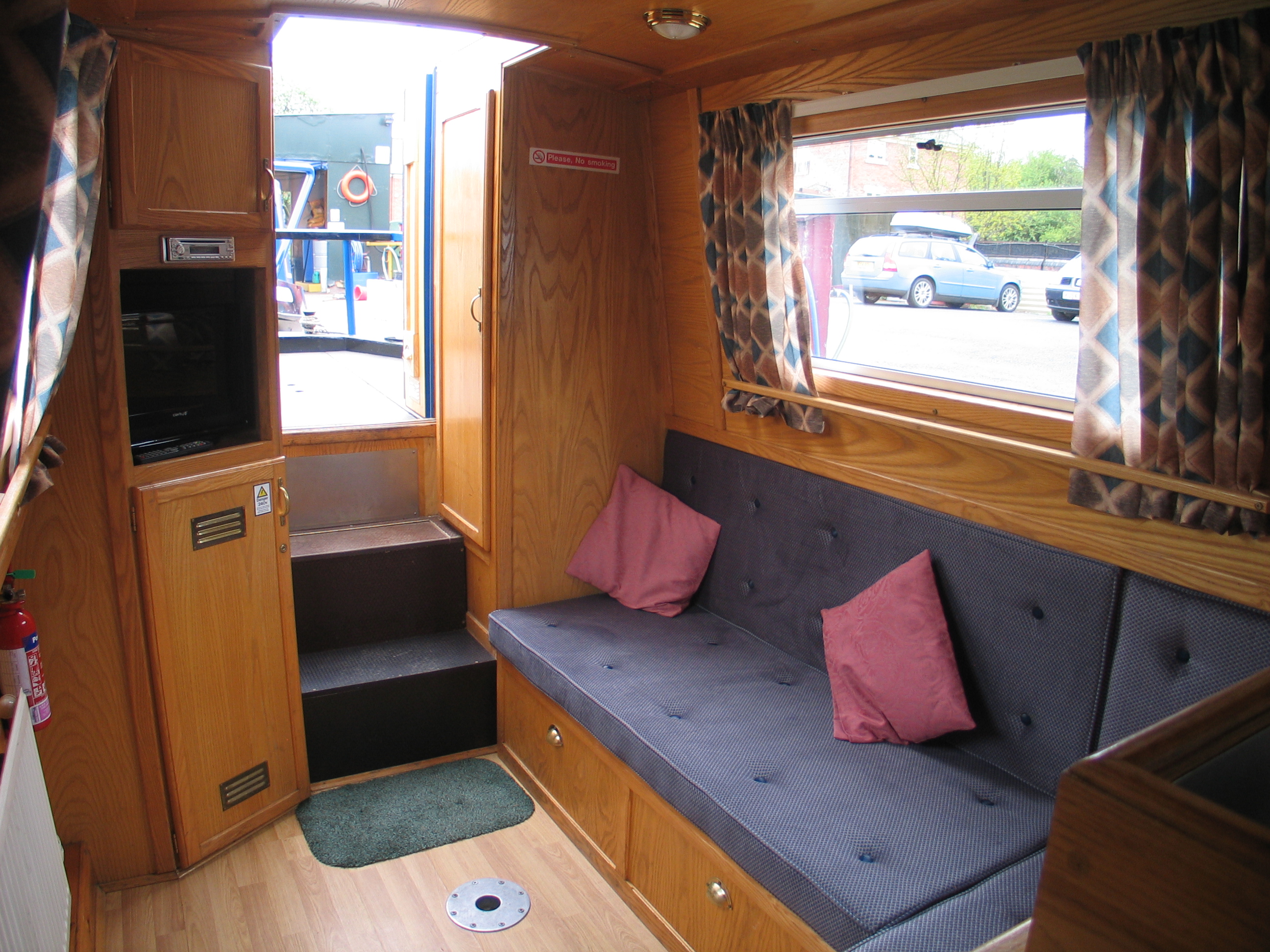 the-great-western-canal-boat-operating-out-of-blackwater